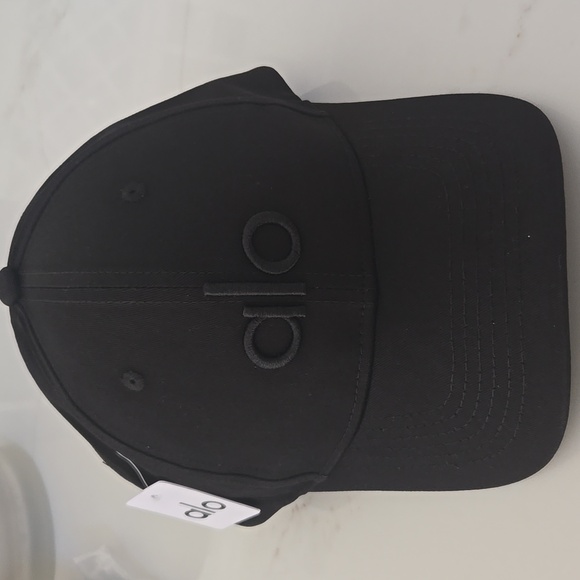 ALO Yoga | Accessories | Alo Black Baseball Cap | Poshmark